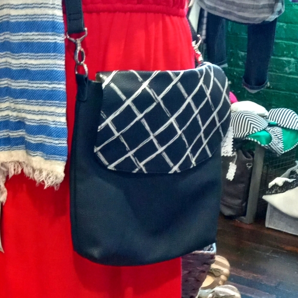 thirty-one | Bags | Thirty One Studio Modern Crossbody Bag Purse | Poshmark